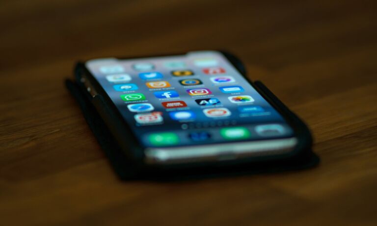 The Most Popular iPhone and iPad Apps of 2025